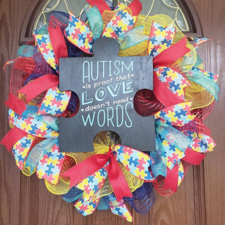 29 Autism Wreath Ideas + DIY to Spread Awareness – Pink Pop Design