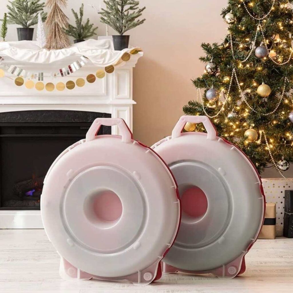 15 Foolproof Storage Ideas for Wreaths – Pink Pop Design
