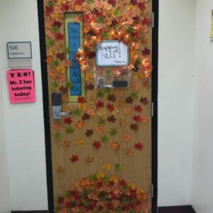 Festive Fall Door Decorating Ideas for the Classroom – Pink Pop Design