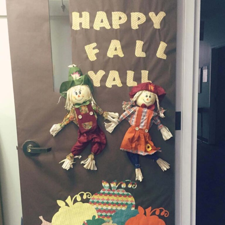 Festive Fall Door Decorating Ideas for the Classroom – Pink Pop Design