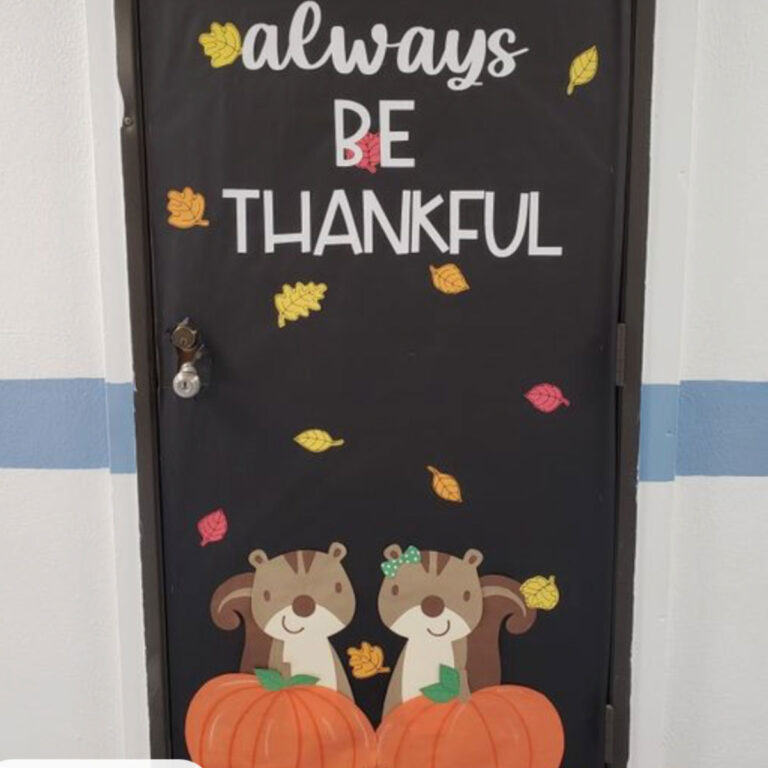 Win the Contest! 47 NEW Thanksgiving Door Decorating Ideas – Pink Pop ...