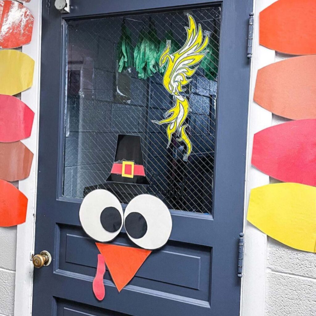 Win the Contest! 47 NEW Thanksgiving Door Decorating Ideas – Pink Pop ...