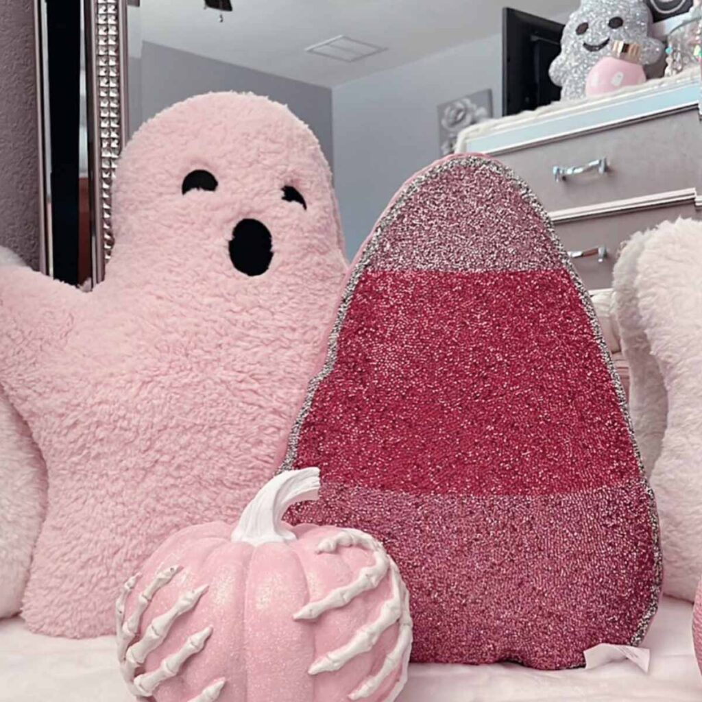 43 Pink Halloween Decor Ideas for a Happy Pinkoween – Pink Pop Design